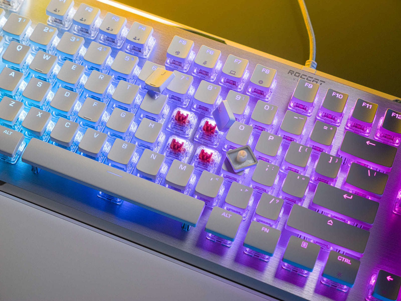 ROCCAT® Vulcan II メカニカルPCゲーミングキーボード | ROCCAT®